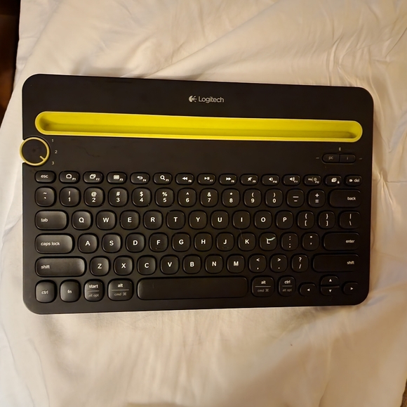 Logitech | Other | Logitech Keyboard K48 Wireless Bluetooth Black With ...